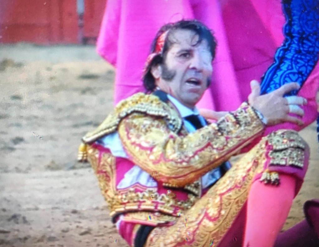 Effroyable blessure de JUAN JOSÉ PADILLA – Toril TV Effroyable blessure de JUAN JOSÉ PADILLA – Toril TV